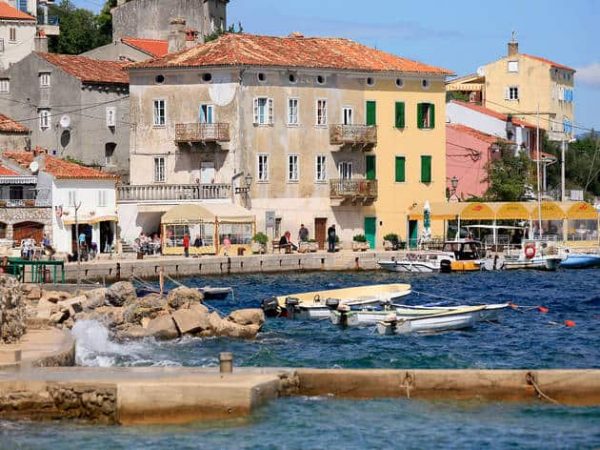 Cres Island Travel Guide | Best Islands in Croatia